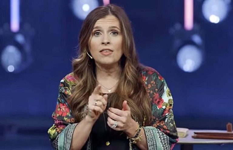 Holly Furtick (Steven Furtick Wife) Age and Bio - celebritygen.com